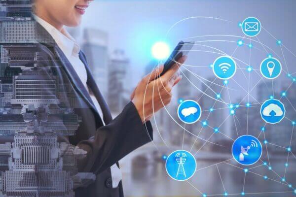 WiFi vs Mobile Data: Which One is Better? | HH Devices